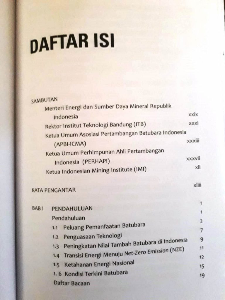 Daftar Isi Buku Era Baru Batubara Indonesia Karya Prof. Dr. Ir. Irwandy Arif, M.Sc Penerbit ...